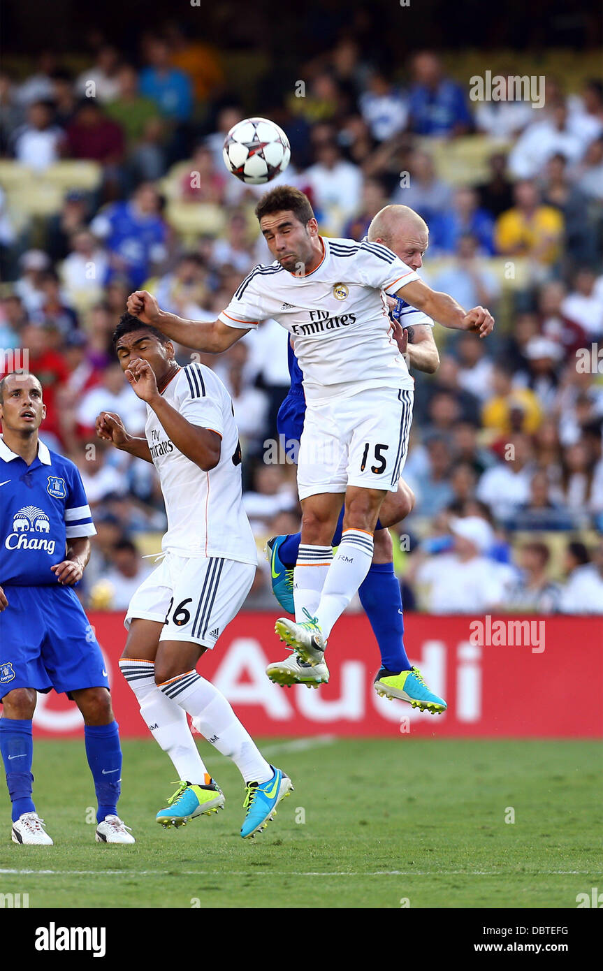 Essien real madrid hi-res stock photography and images - Alamy