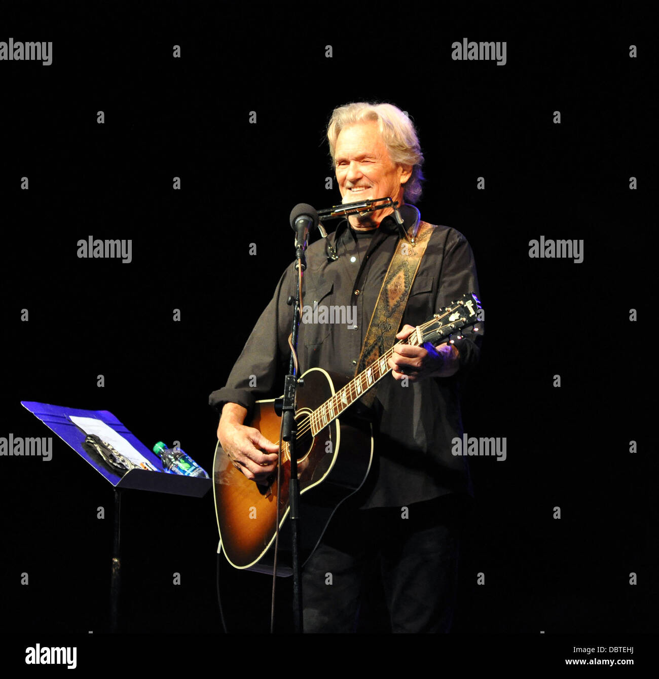 Kris kristofferson hi-res stock photography and images - Alamy