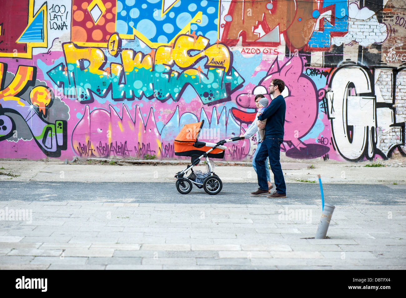 Lodz graffiti hi-res stock photography and images - Alamy
