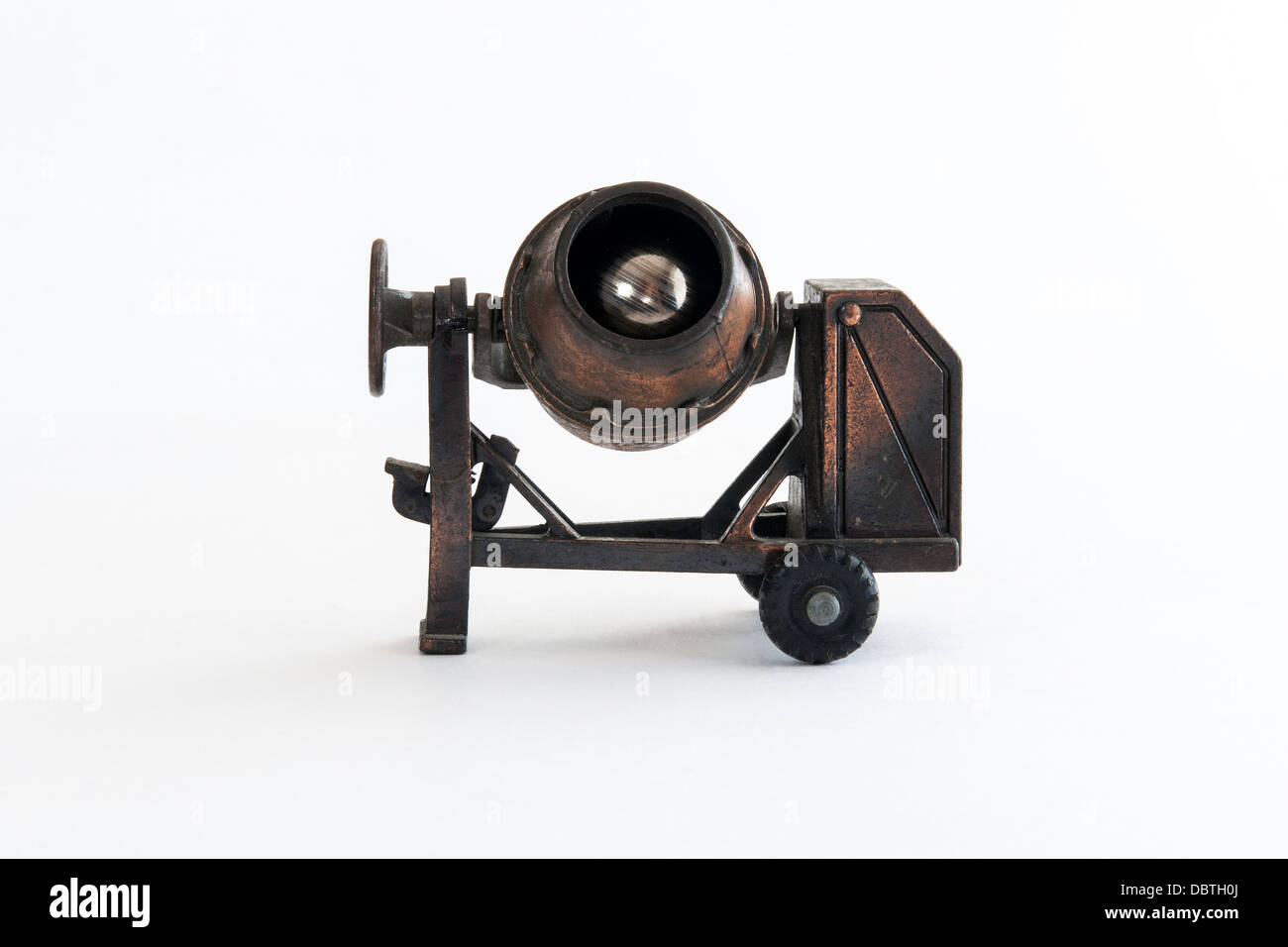 Cement mixer hi-res stock photography and images - Alamy