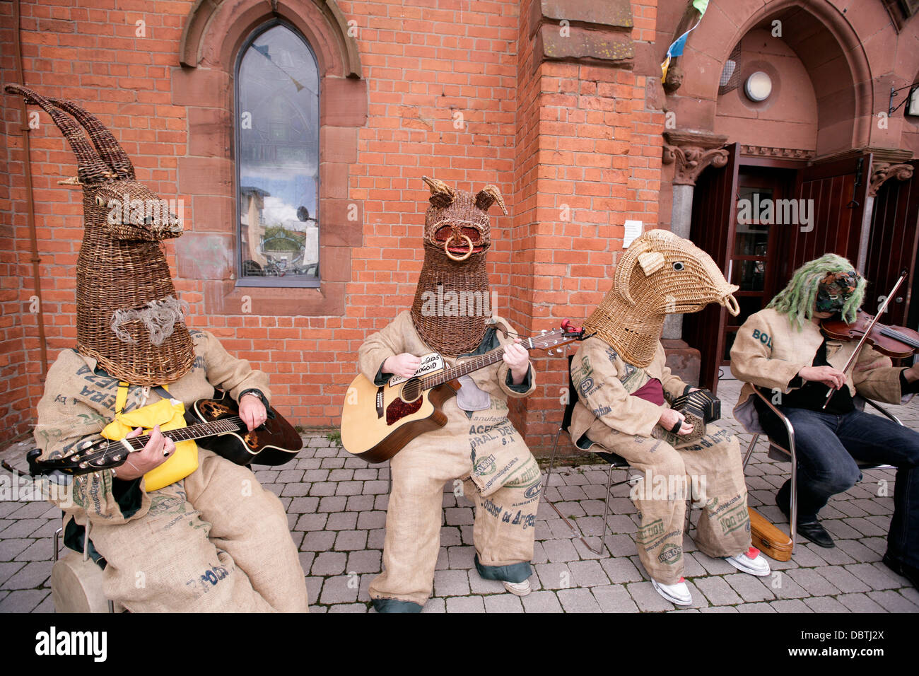Irish mummers hi-res stock photography and images - Alamy