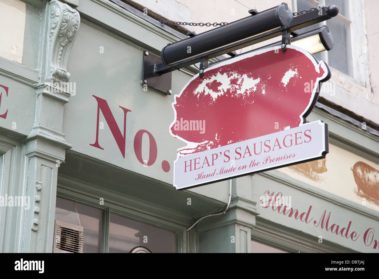 Heaps café greenwich hi-res stock photography and images - Alamy