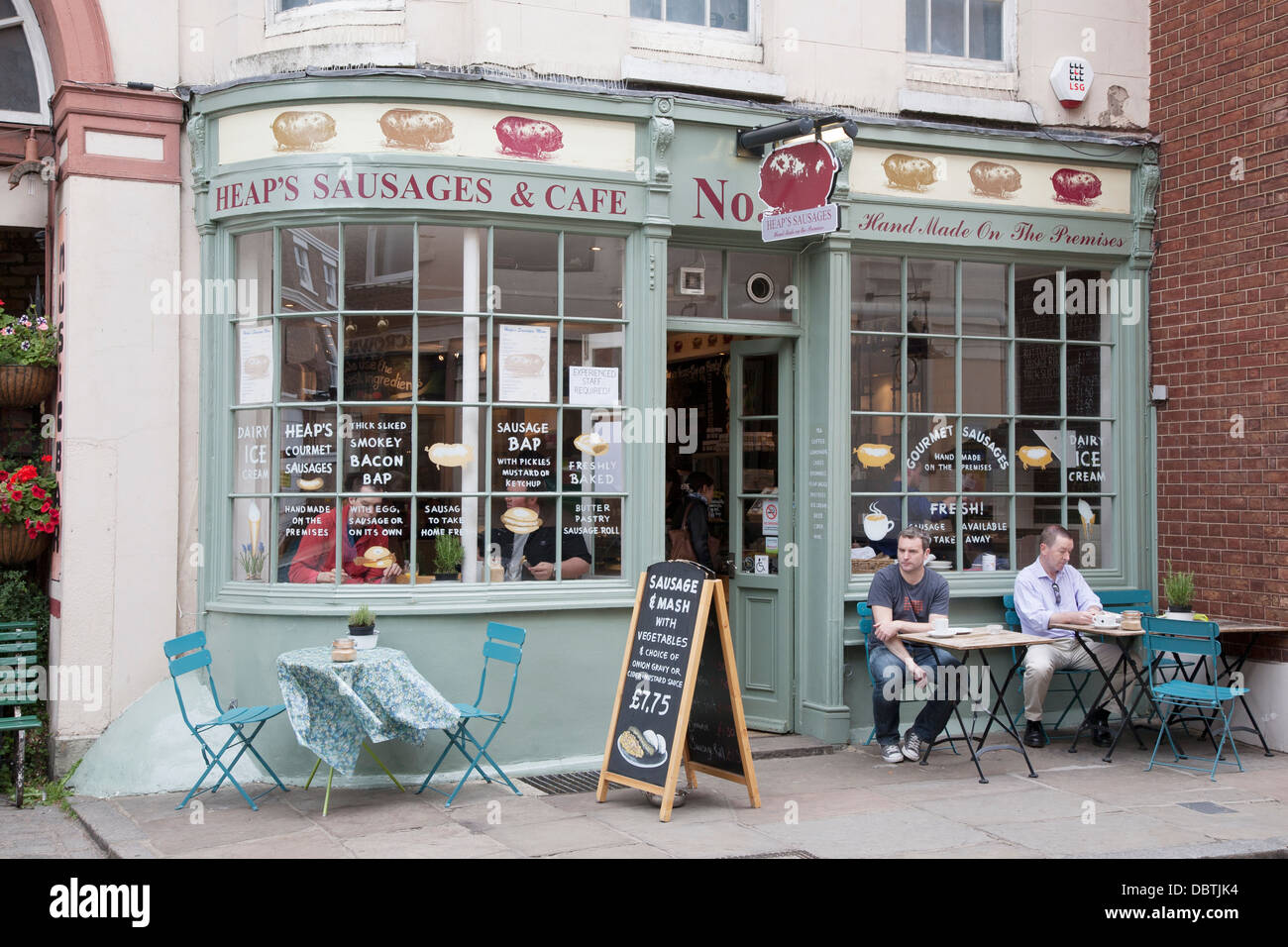 Cafe england hi-res stock photography and images - Alamy