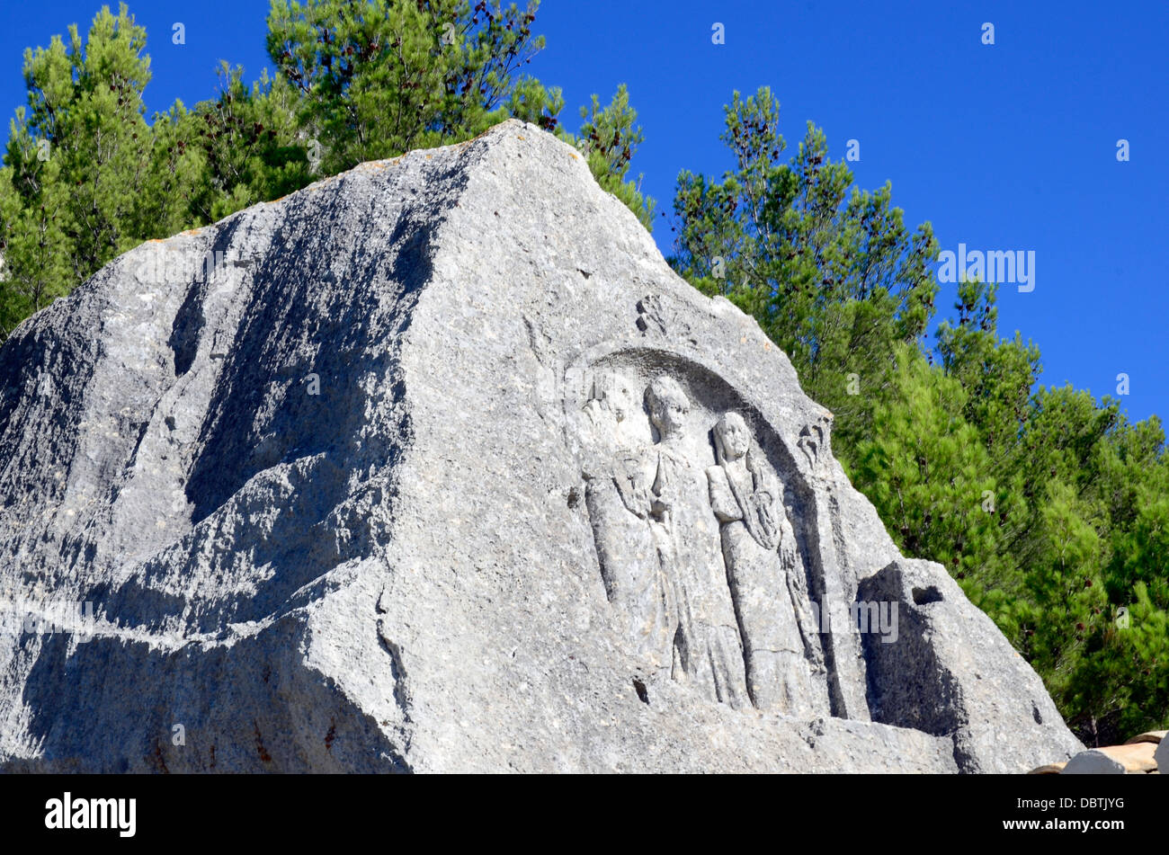 Sara alpilles france hi-res stock photography and images - Alamy