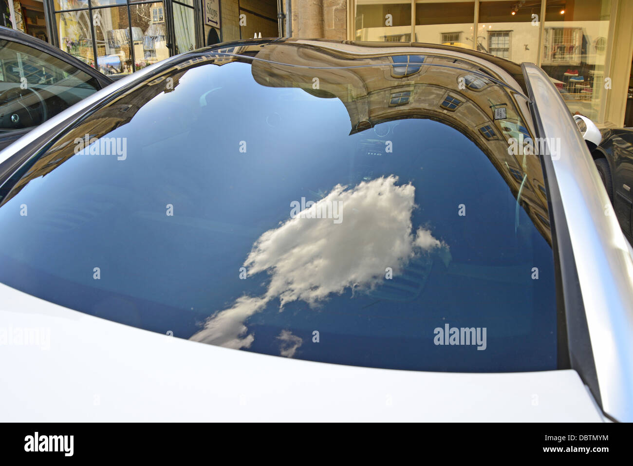 Refection e hi-res stock photography and images - Alamy