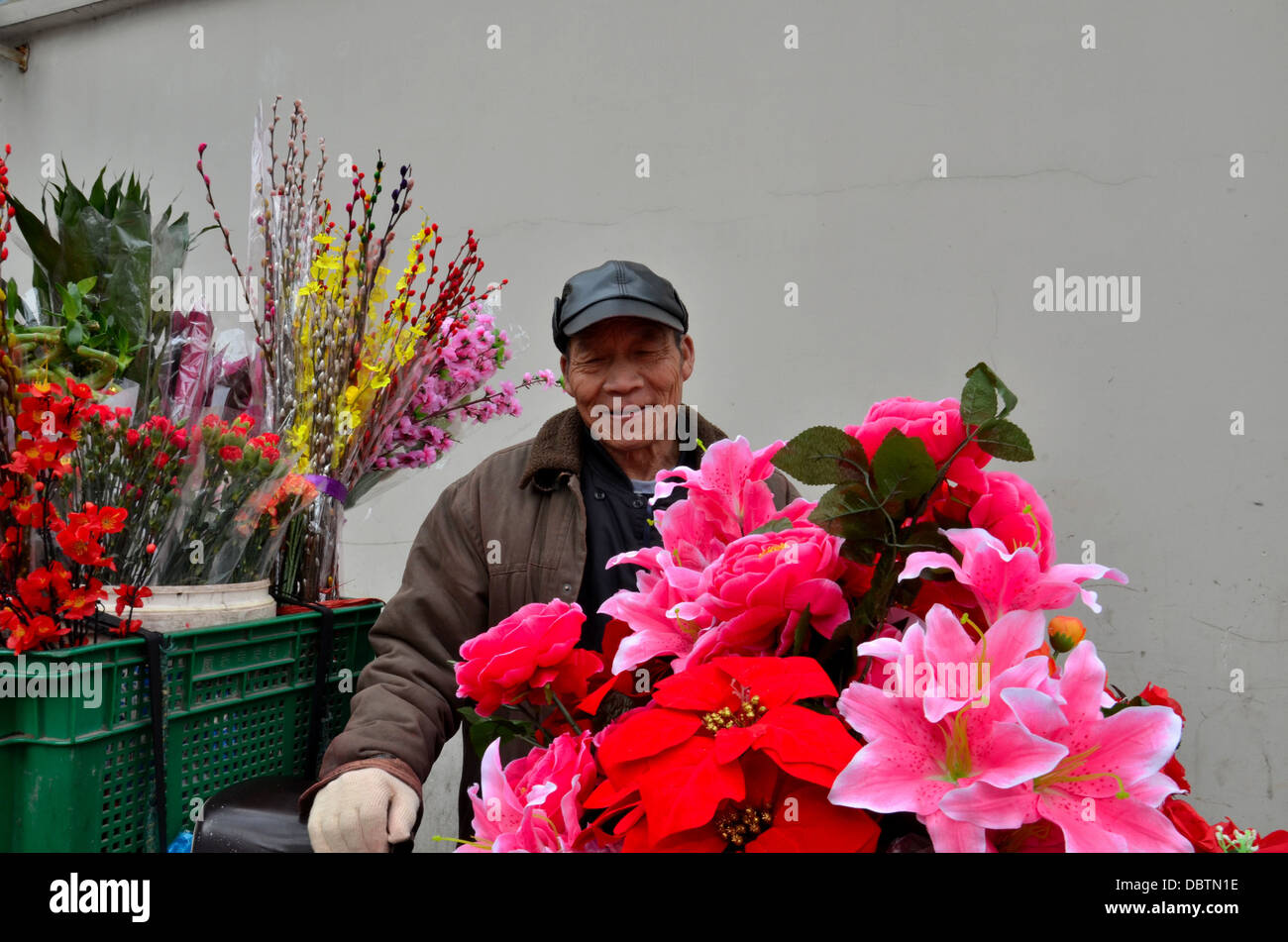 Chinese bicycle flower vendor on street, Shanghai China Stock Photo - Alamy Chinese bicycle flower vendor on street, Shanghai China Stock Photo - Alamy
