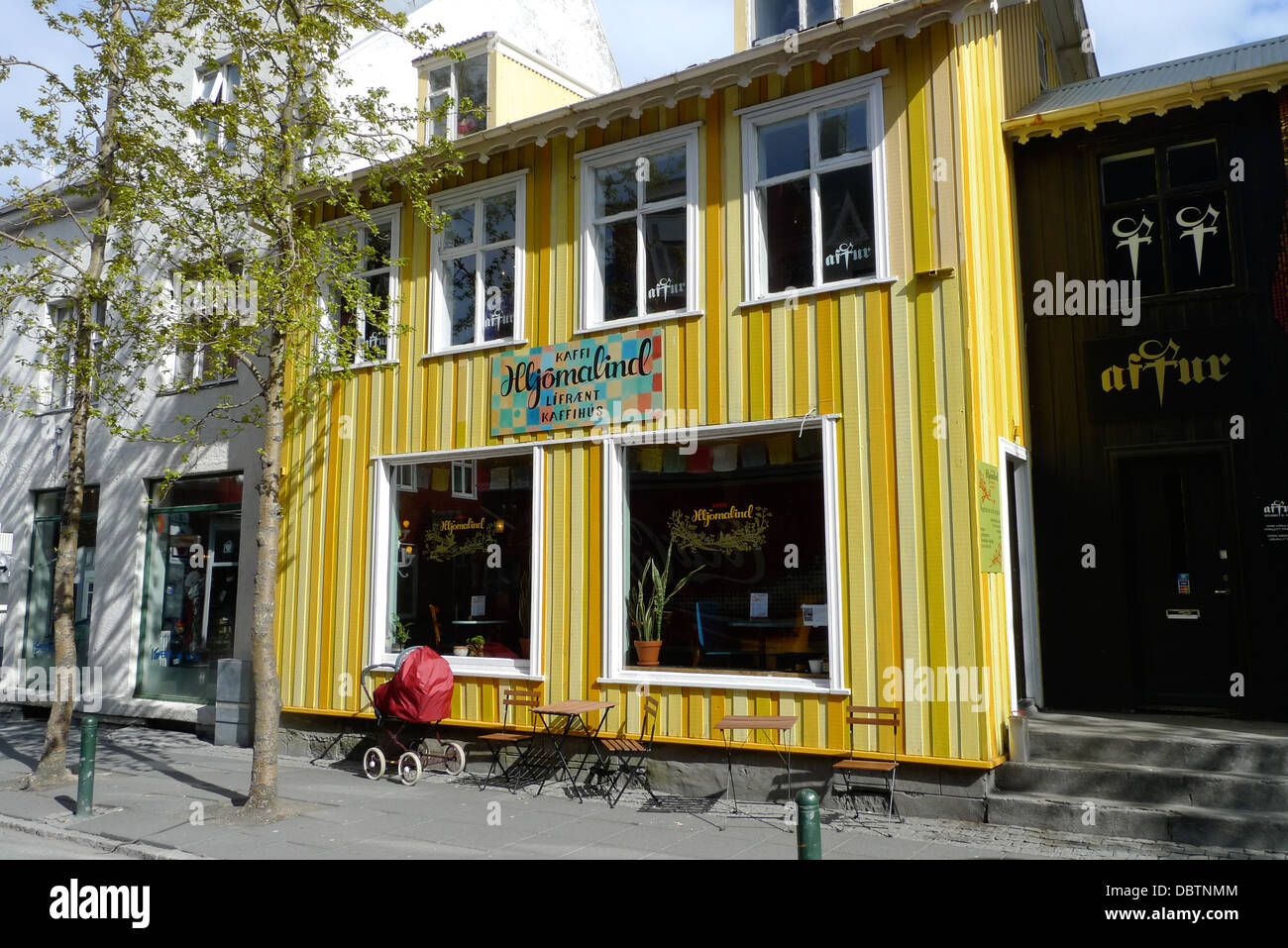 Cafes in reykjavik hi-res stock photography and images - Alamy