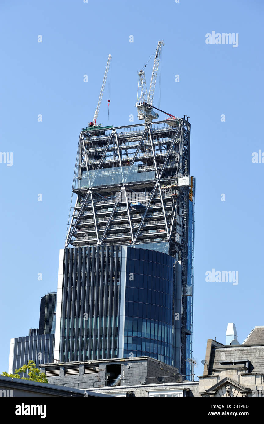 London tower hill hi-res stock photography and images - Alamy