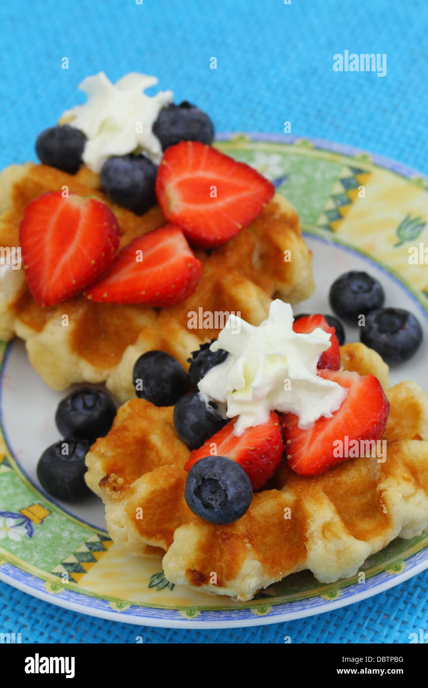 Wafer strawberry hi-res stock photography and images - Alamy