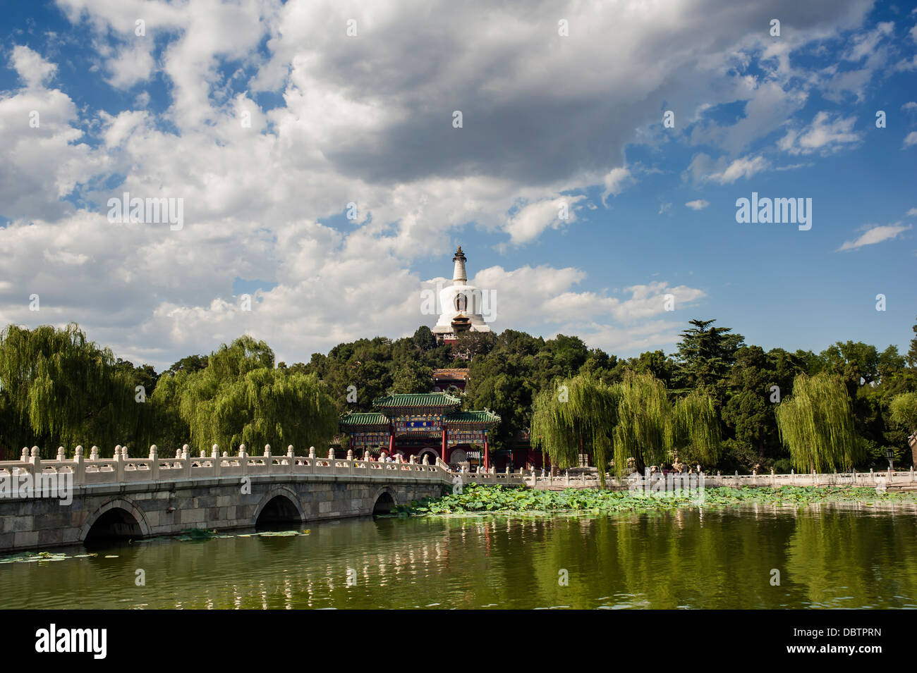 China beihai park hi-res stock photography and images - Alamy