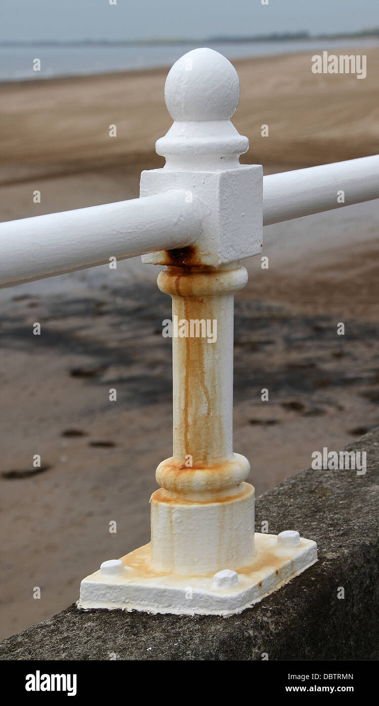 Seaside railing hi-res stock photography and images - Alamy