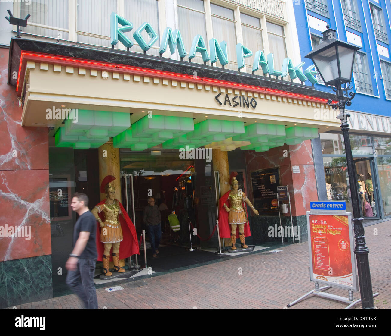 Roman palace hi-res stock photography and images - Alamy