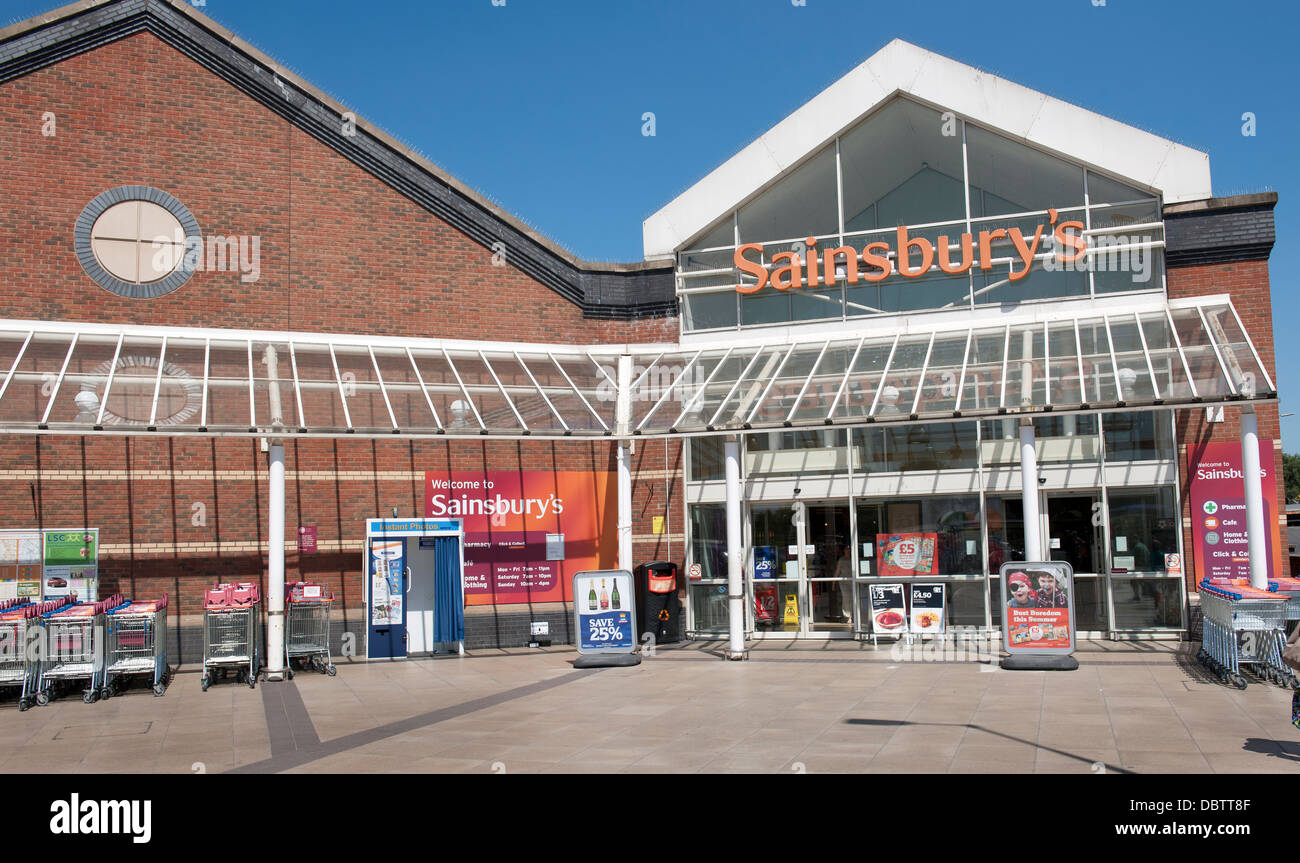 Sainsbury's Supermarket, Chell Road, Stafford, Staffordshire, England ...