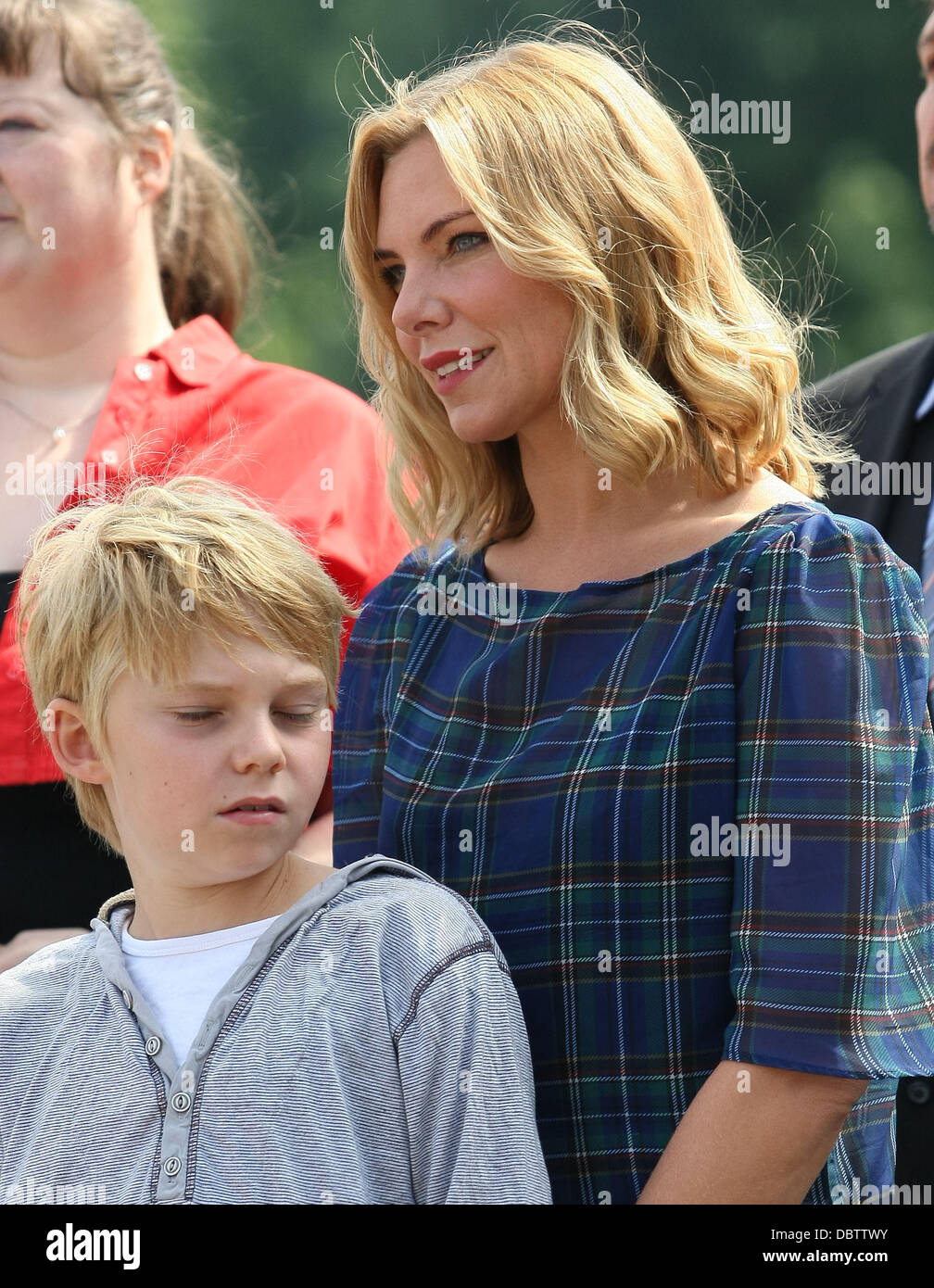 Samantha womack son hi-res stock photography and images - Alamy
