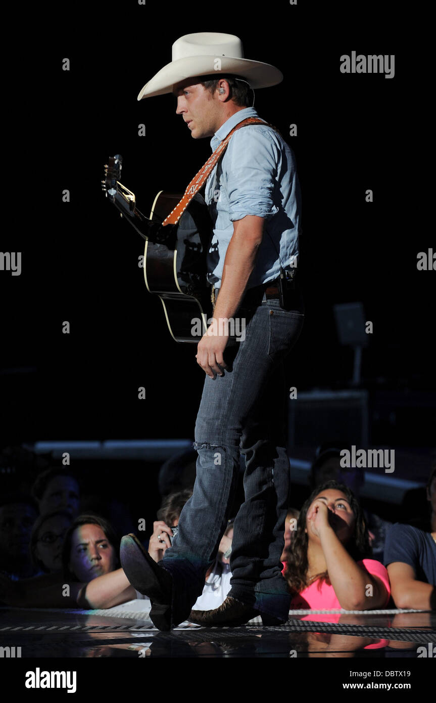 Justin Moore performs during the "Flatts Fest" tour at the Cruzan ...