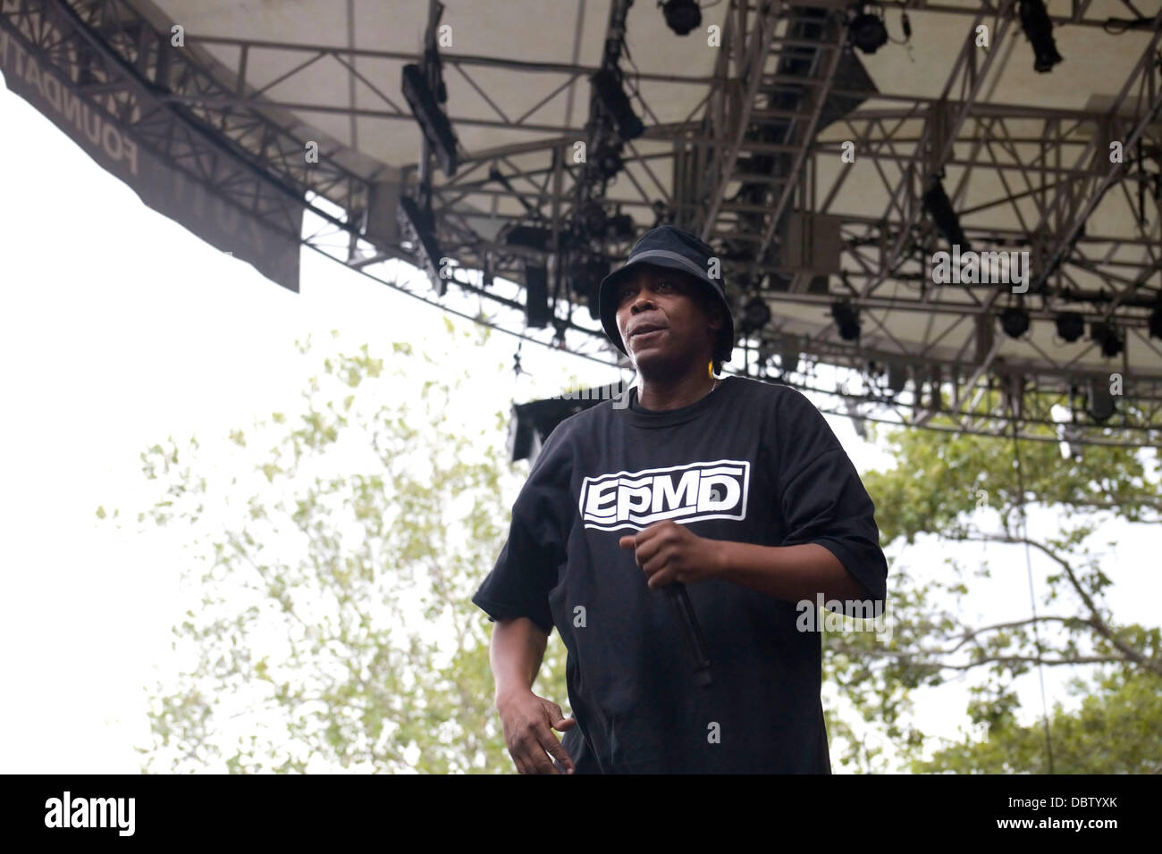 Parrish Smith of EPMD Rakim, EPMD and FunkMaster Flex "Salute to Hip ...