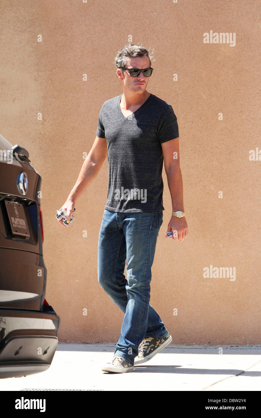 Baltazar Getty exits a bicycle store in Beverly Hills Beverly Hills ...