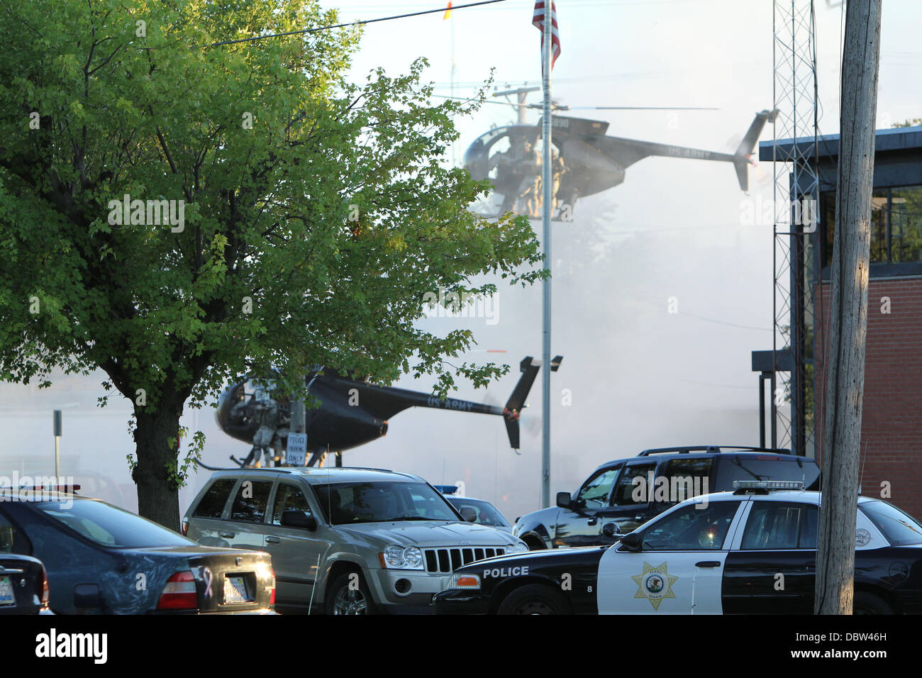 Atmosphere on the set of the new Superman movie reboot 'Man of Steel ...