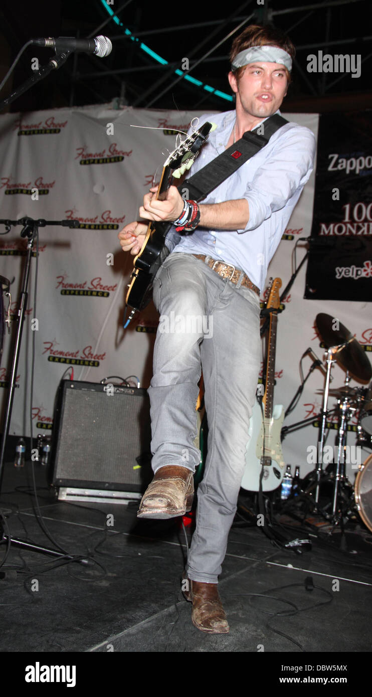 Jackson Rathbone of 100 Monkeys Flightlinez Fundraiser Benefiting The ...