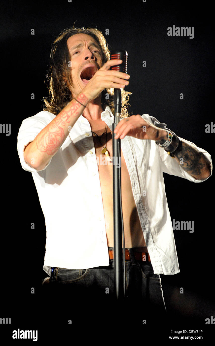 Brandon Boyd Incubus performs at the Molson Canadian Amphitheatre ...
