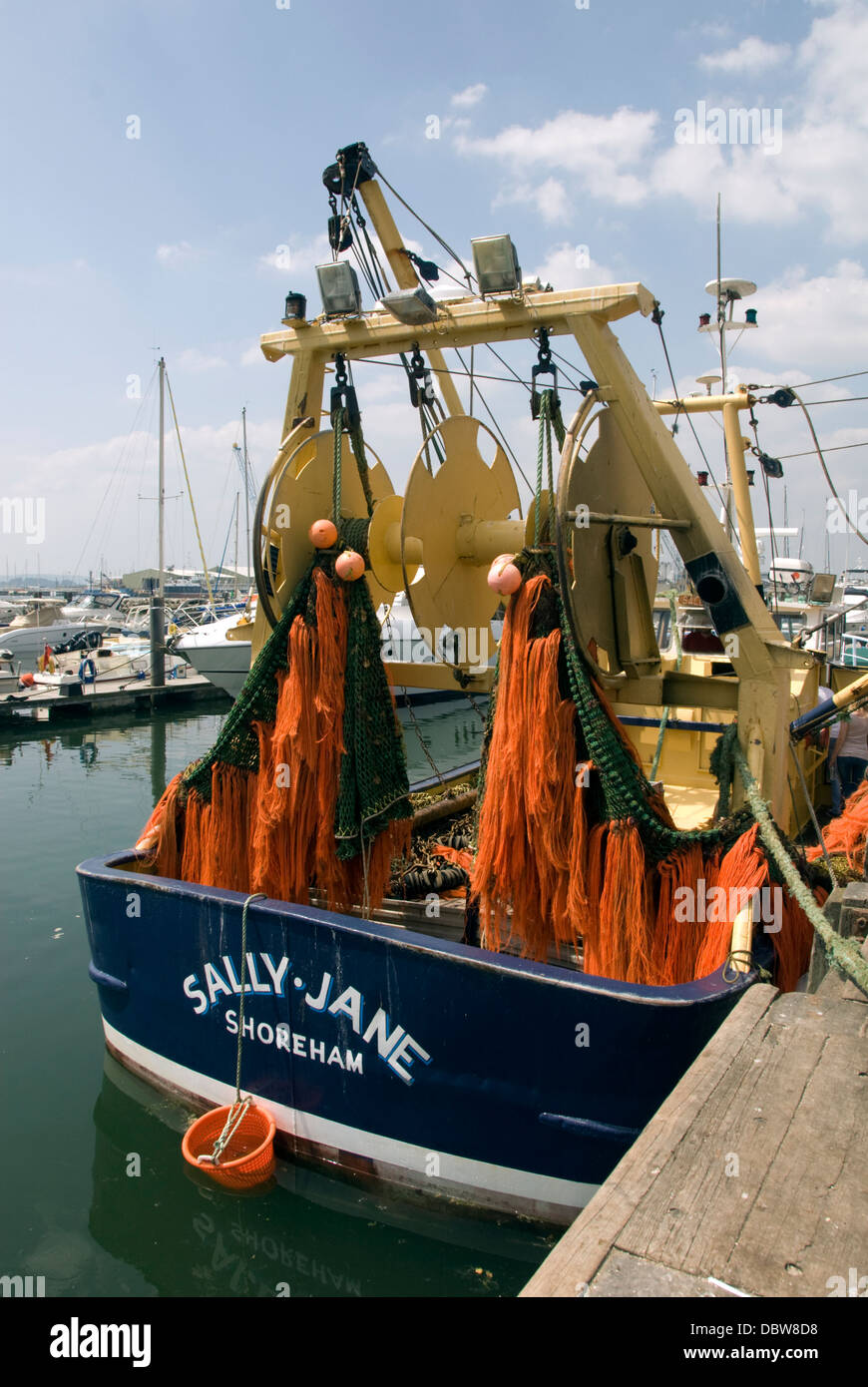 DORSET; POOLE HARBOUR; FISHING VESSEL "SALLY JANE" DRYING NETS Stock ...
