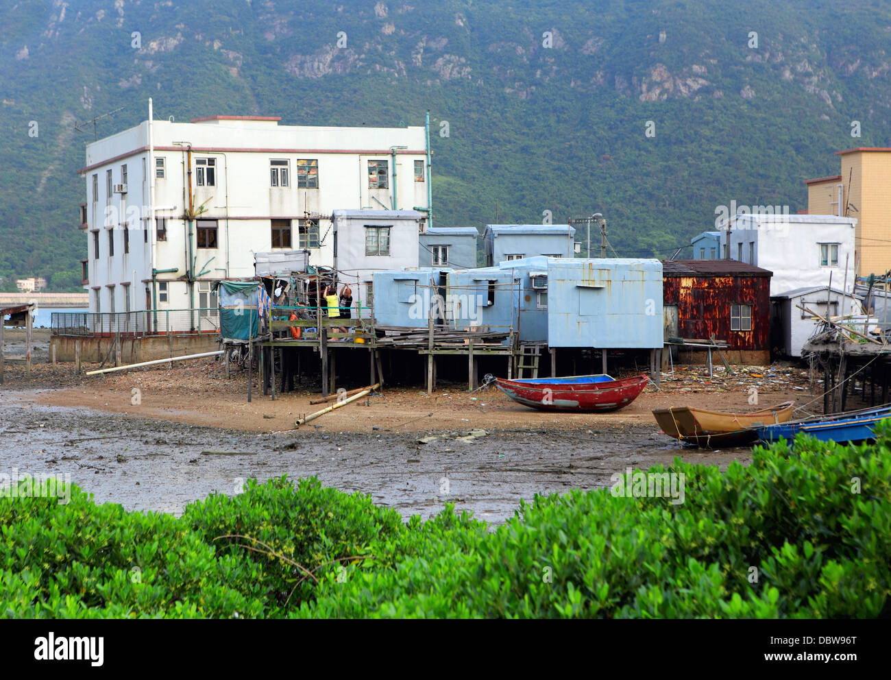 Tai O fishing village with stilt house in Hong Kong Stock Photo - Alamy