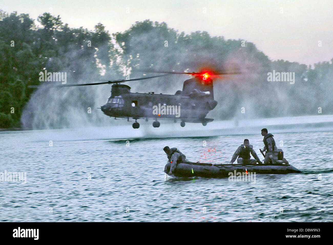 511th engineer dive detachment hi-res stock photography and images - Alamy
