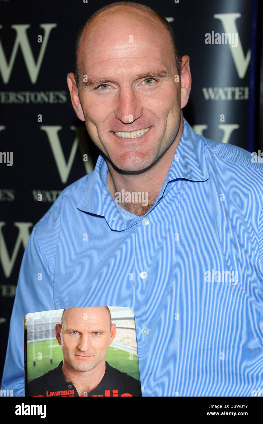Lawrence Dallaglio signs copies of his book 'World Cup Rugby Tales' at ...