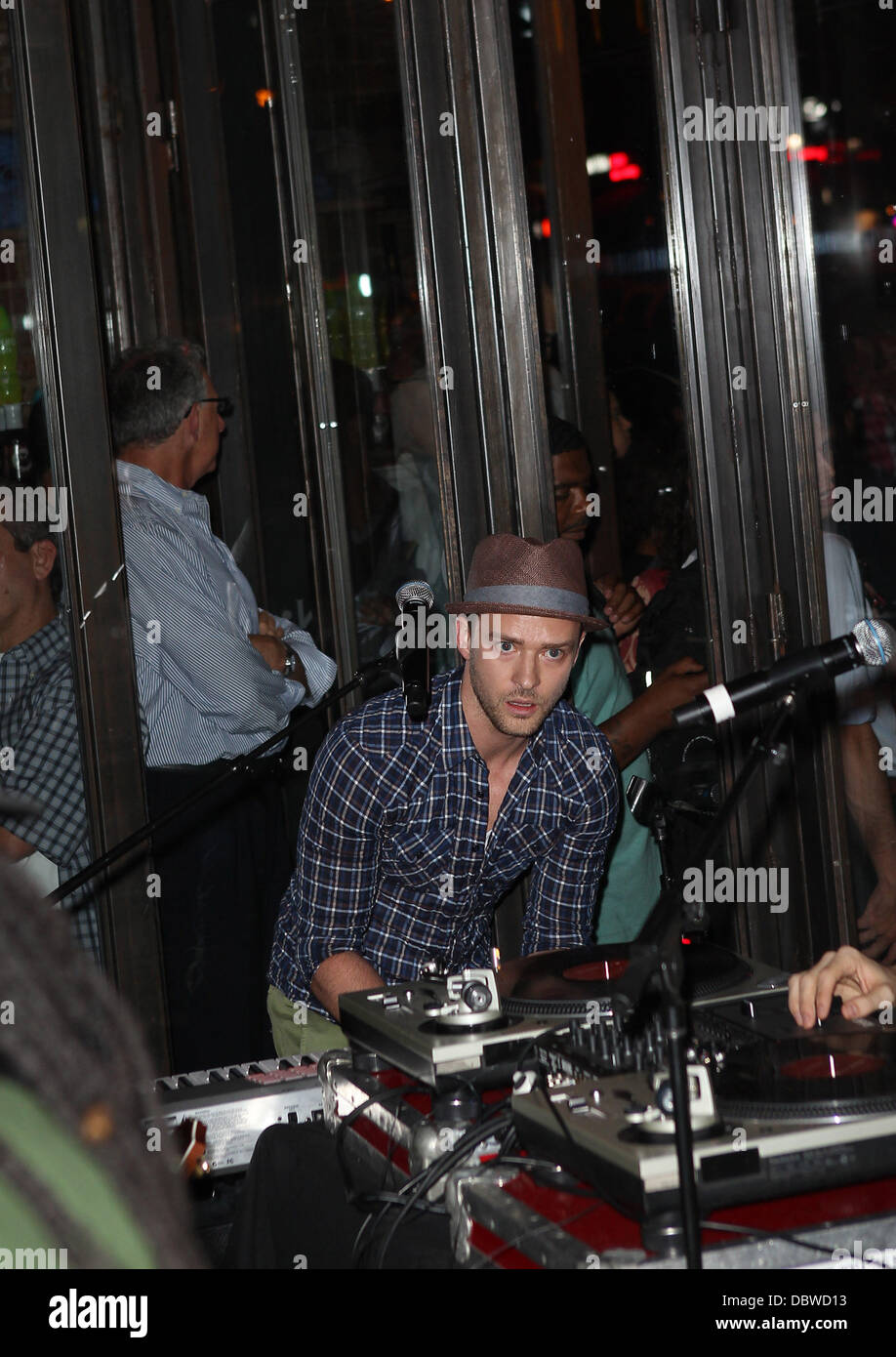 Justin Timberlake performing with his new band FreeSol at Southern ...