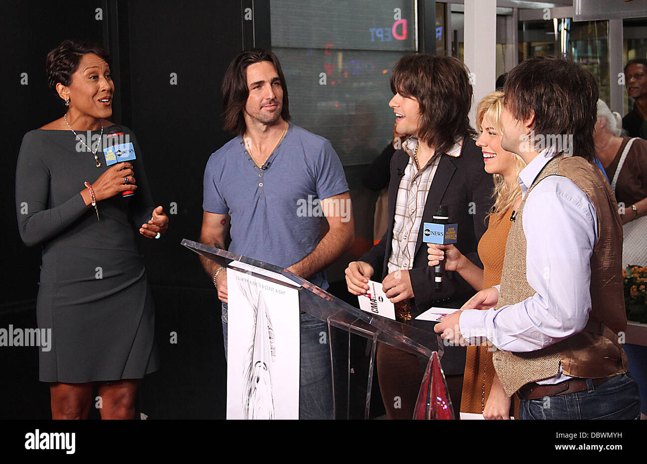 Robin Roberts, Jake Owen and Neil Perry, Kimberly Perry, Reid Perry of ...