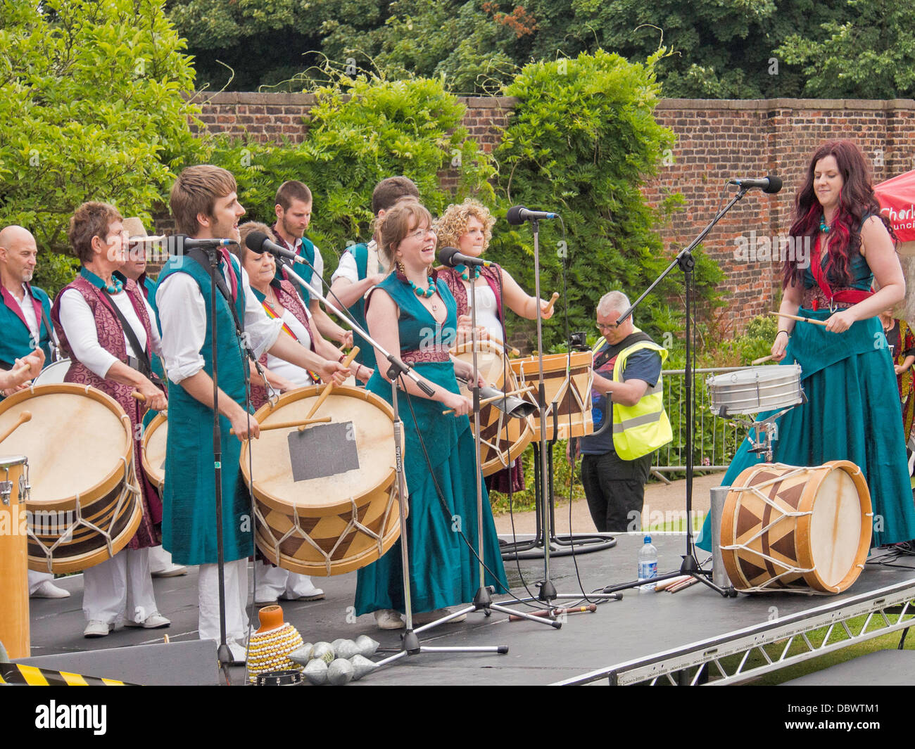 The Singing Kettle High Resolution Stock Photography and Images - Alamy