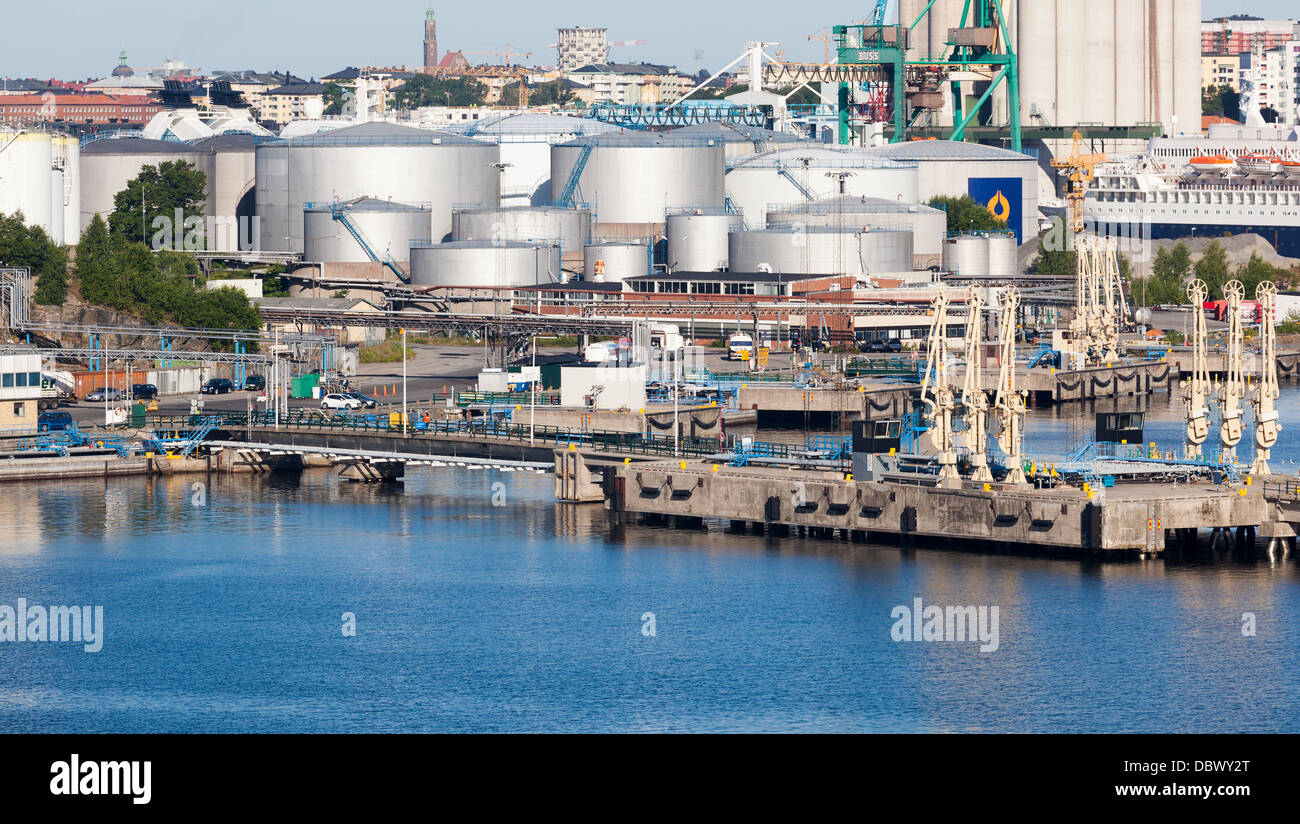 Oil loading and discharging Jetty Stockholm. Oil terminal Stockholm ...