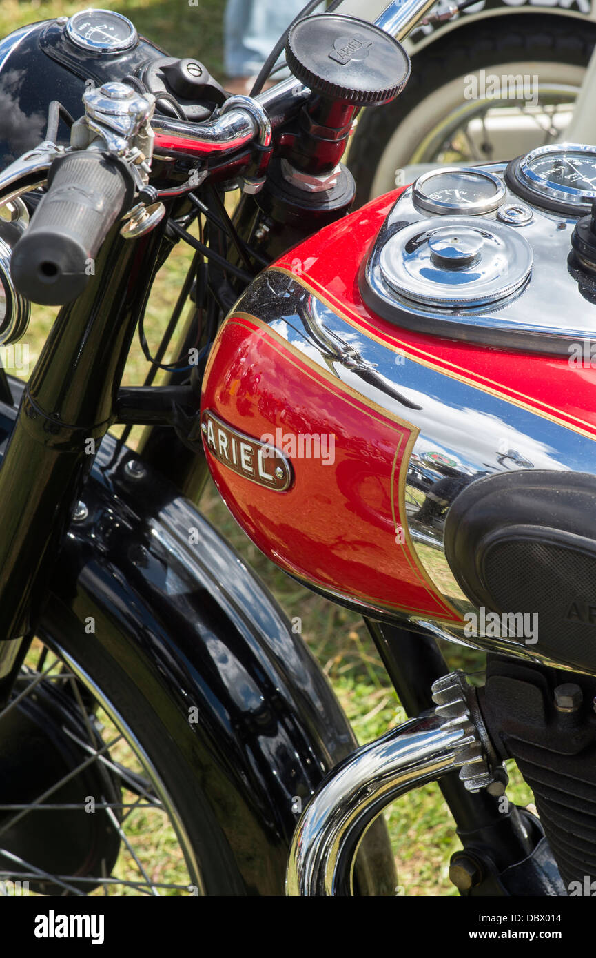 Ariel motorbike hi-res stock photography and images - Alamy