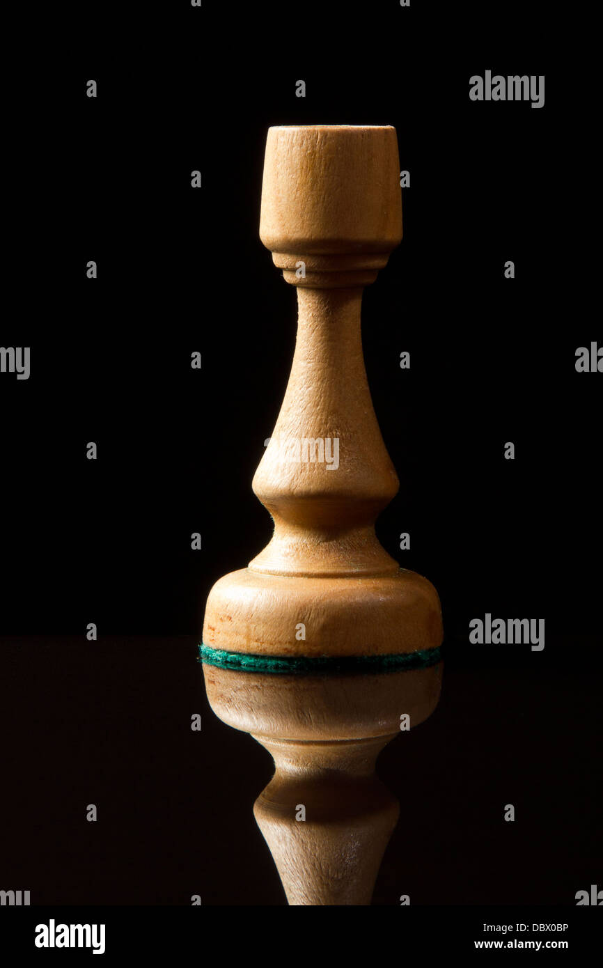 Chess rook isolated on black with reflection Stock Photo - Alamy