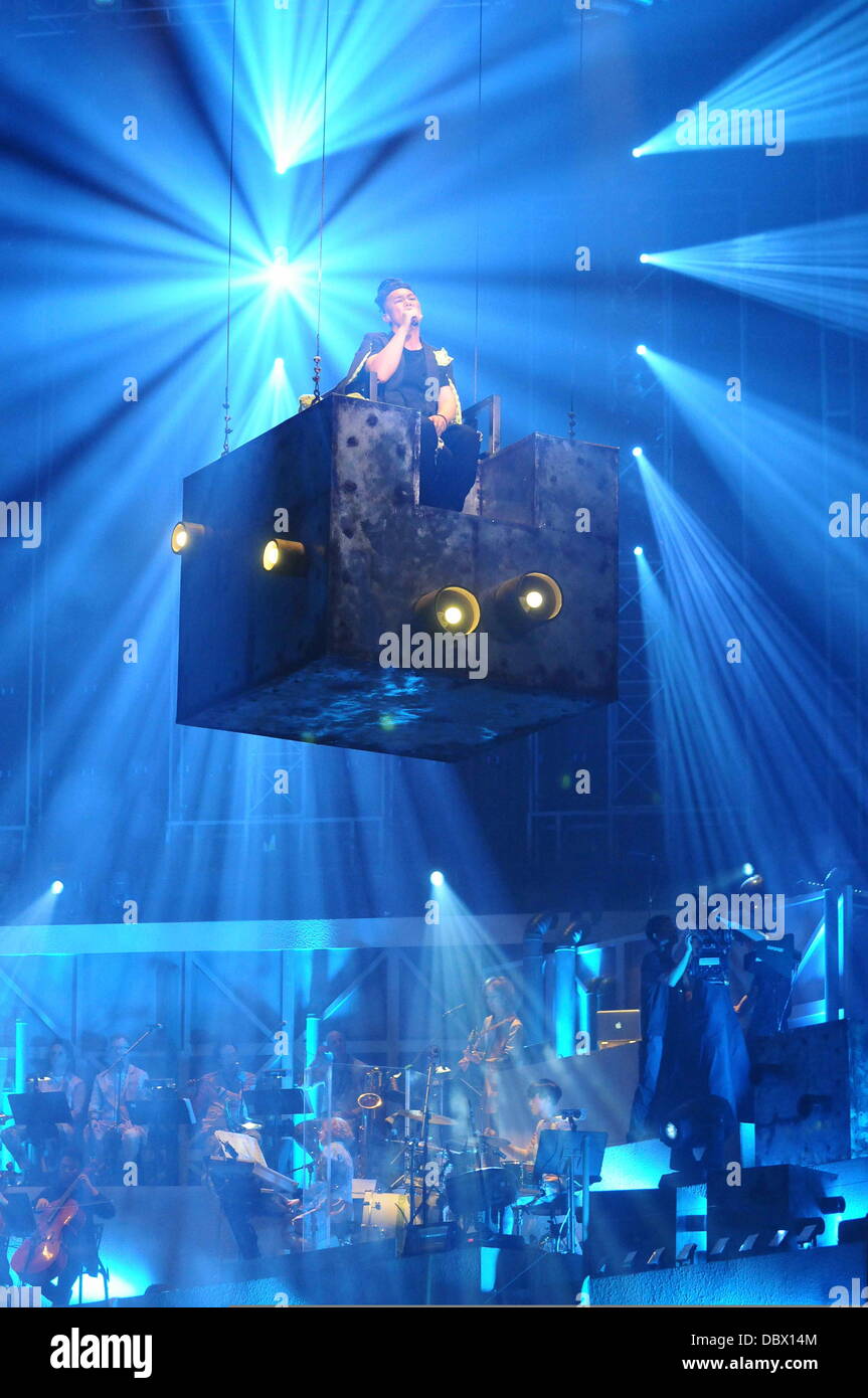 Hong kong singer eason chan hi-res stock photography and images - Alamy