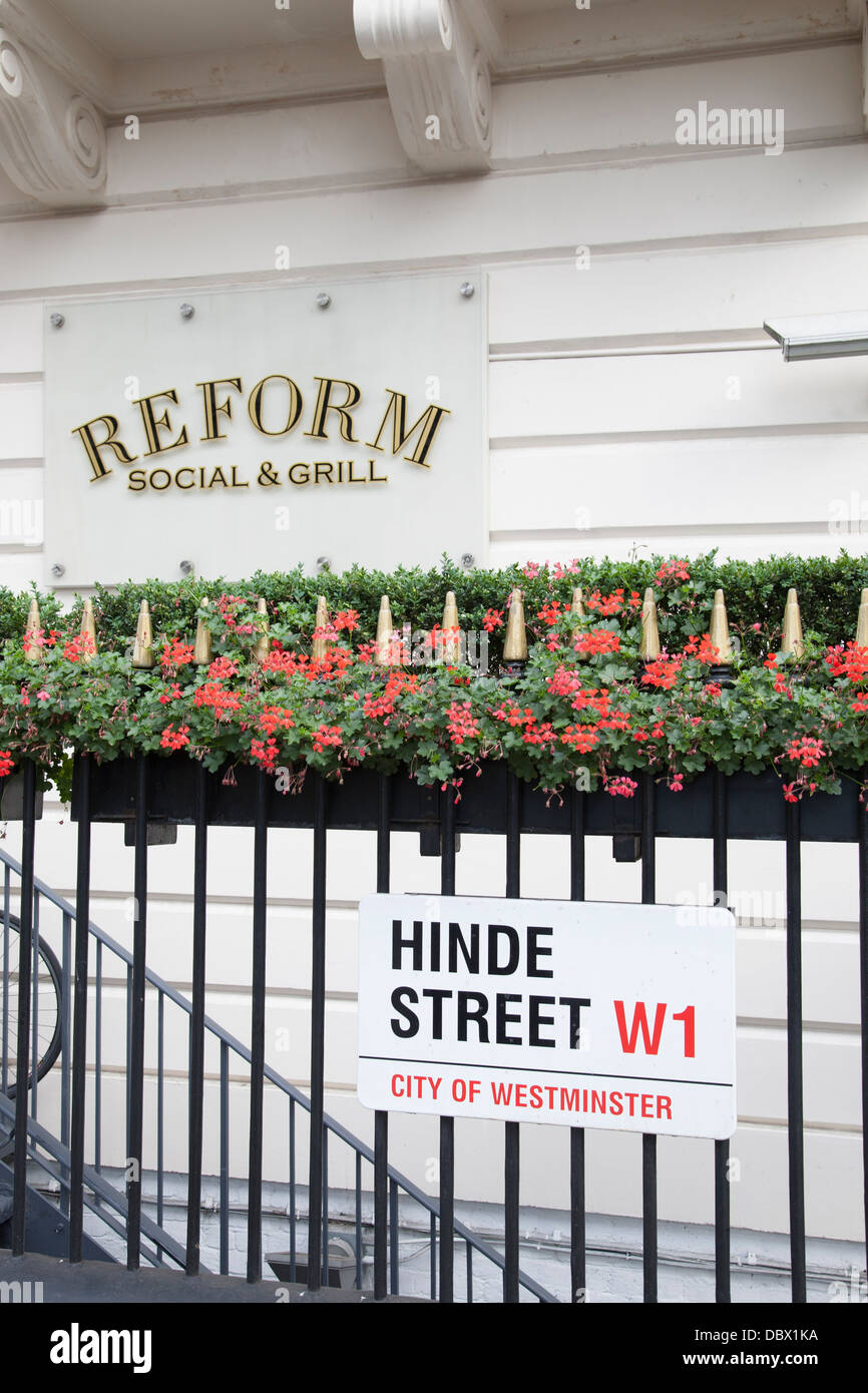 Reform social grill hi-res stock photography and images - Alamy