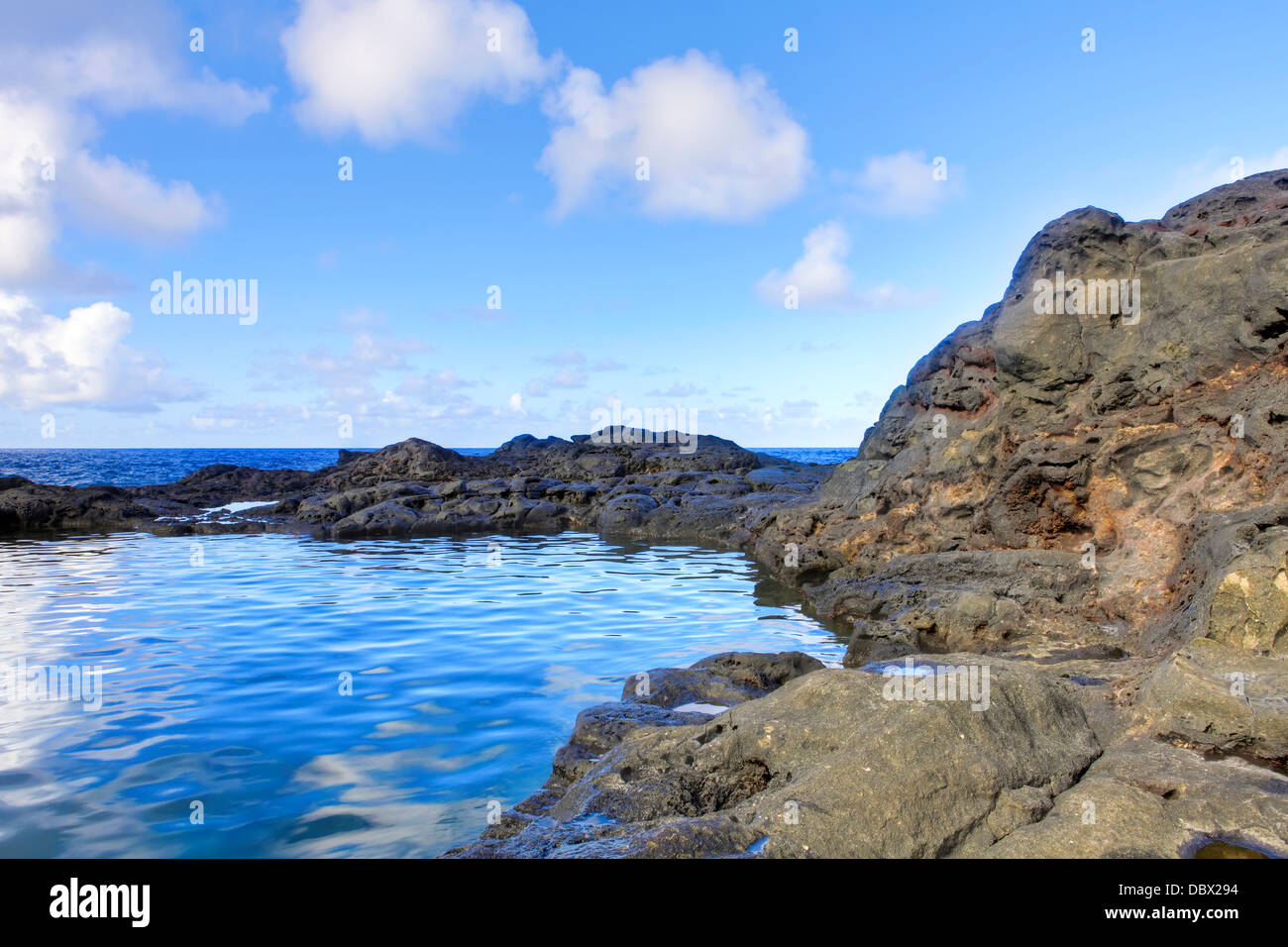 Island Maui cliff coast lava pool with ocean. Hawaii Stock Photo - Alamy