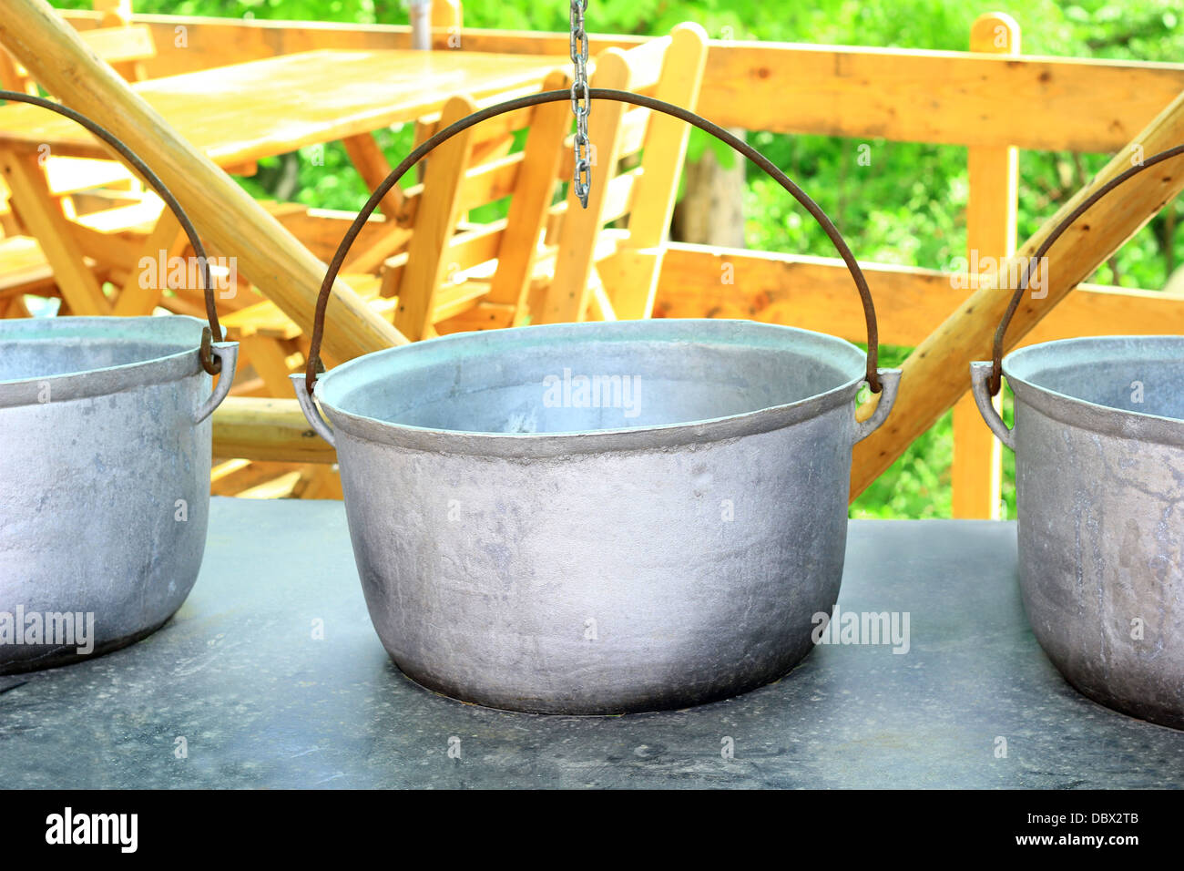 Cast iron kettles hi-res stock photography and images - Alamy