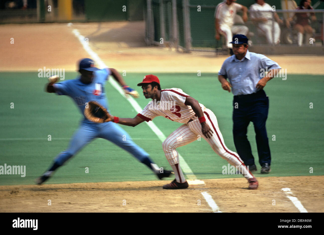 1980s PROFESSIONAL BASEBALL GAME PHILADELPHIA PHILLIES VS MONTREAL ...