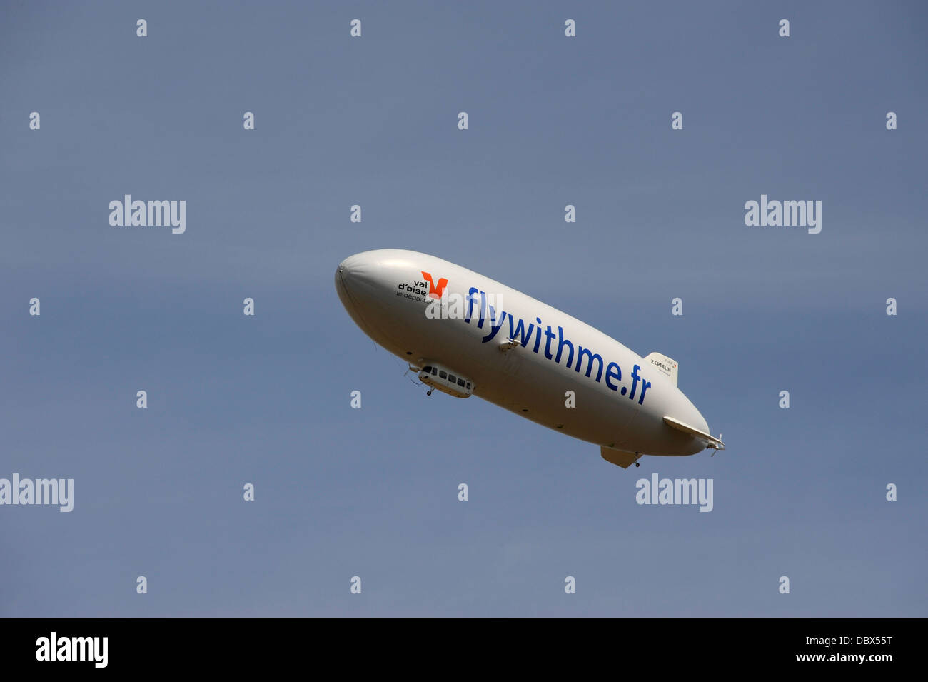 Zeppelin NT 07,Flywithme,Val d'Oise region,France Stock Photo - Alamy