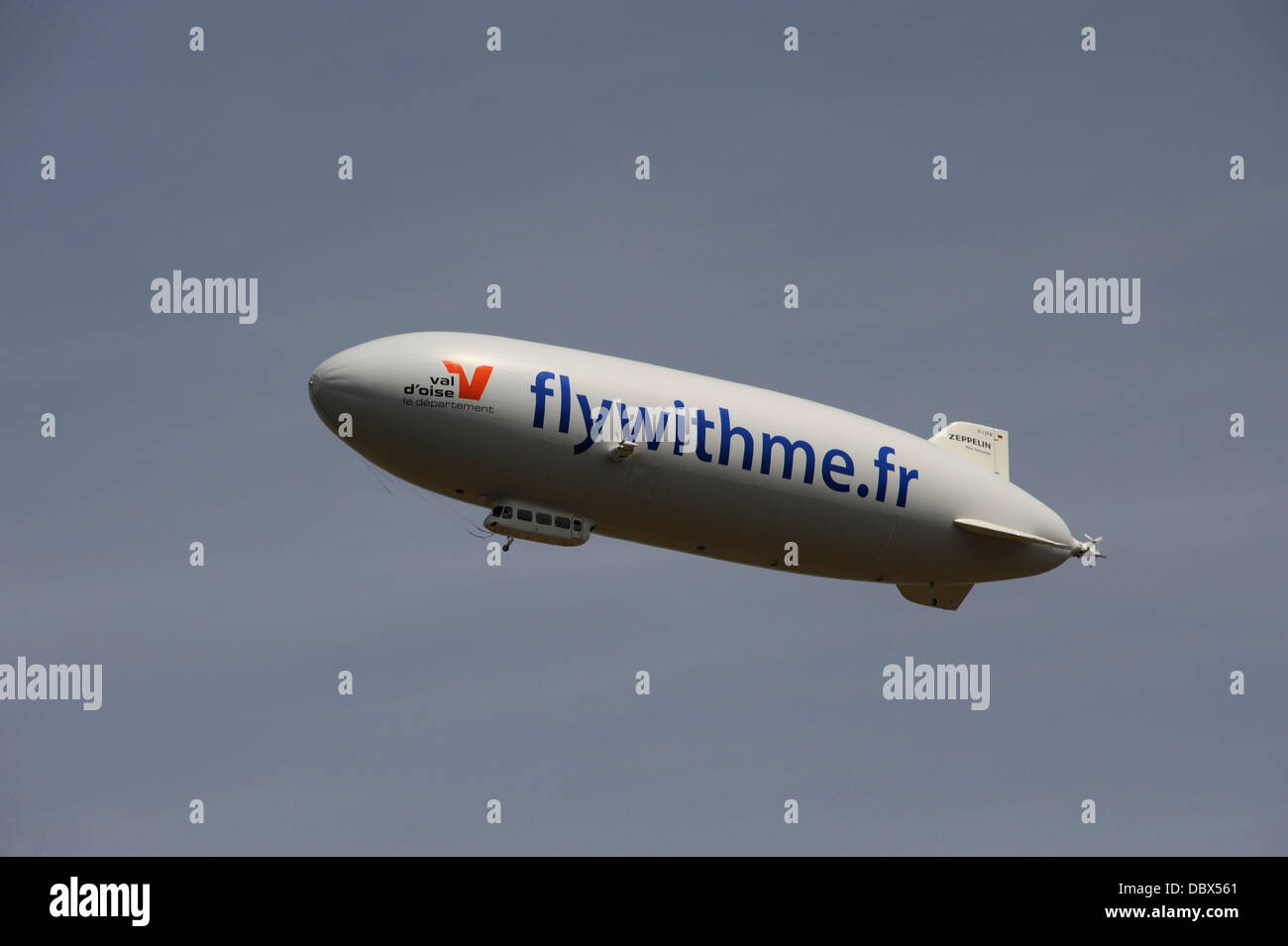 Zeppelin nt hi-res stock photography and images - Alamy