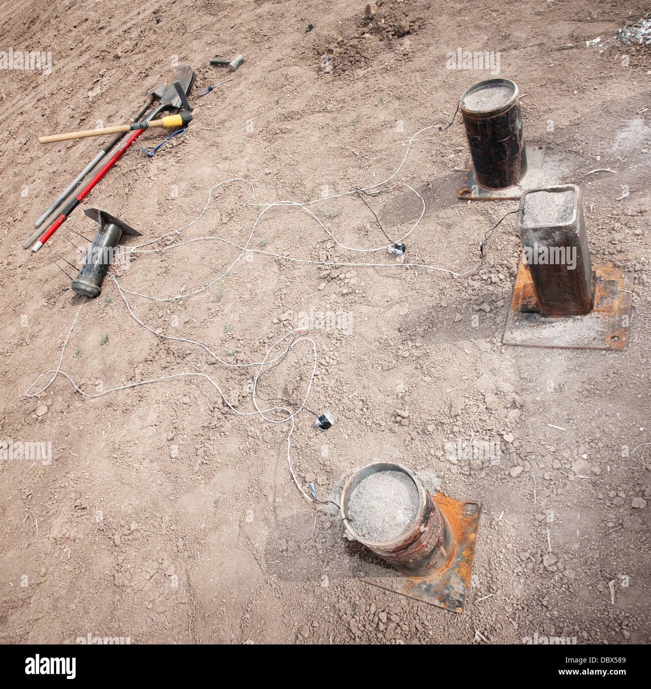 Filled wires hi-res stock photography and images - Alamy