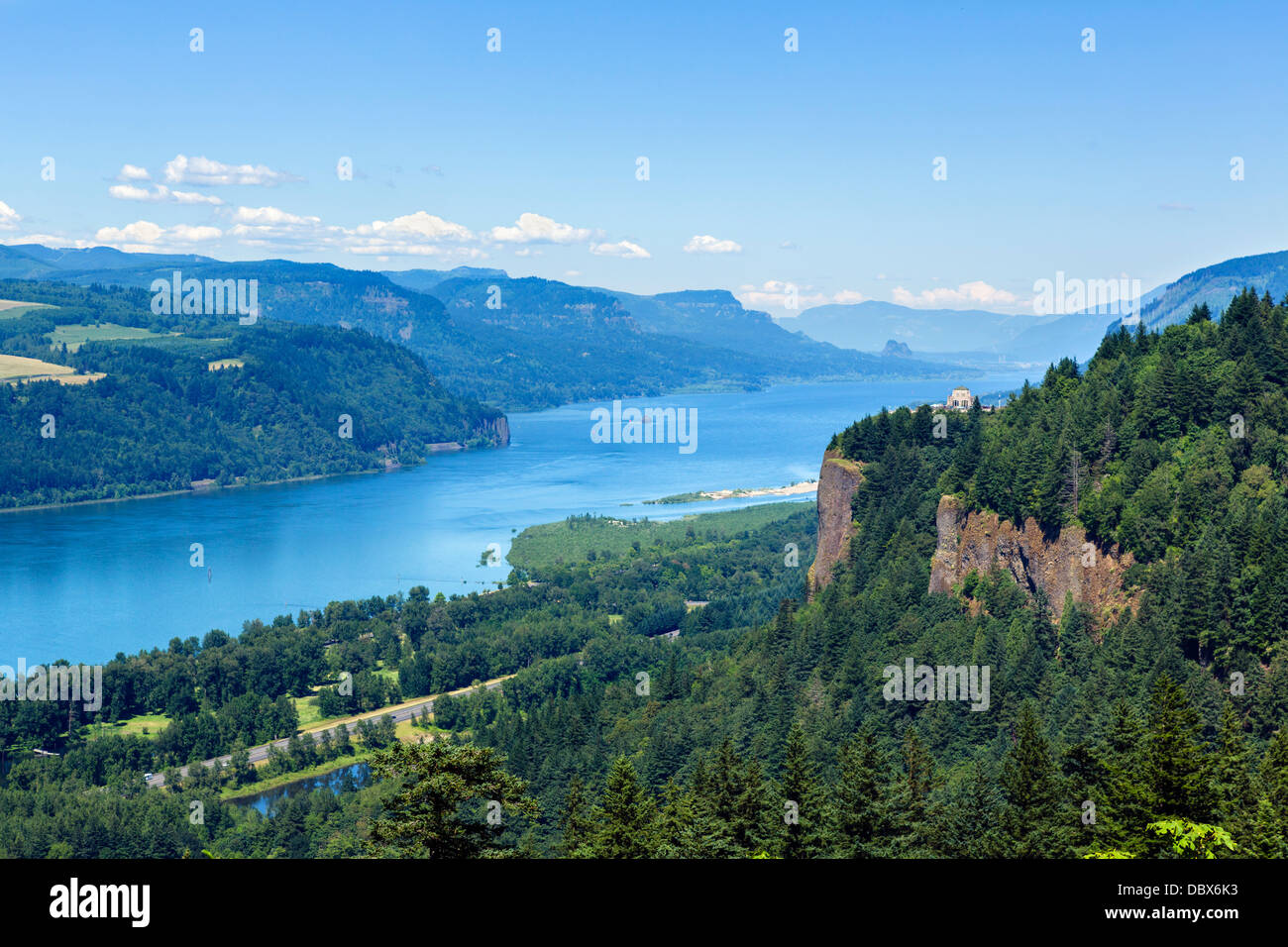 View over Columbia River Gorge from historic Columbia River highway ...