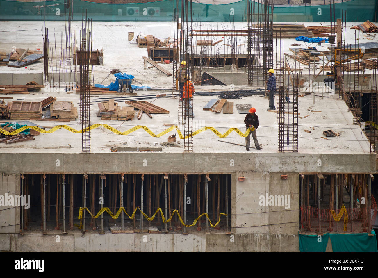 Construction workers, Miraflores district of Lima, Peru Stock Photo - Alamy