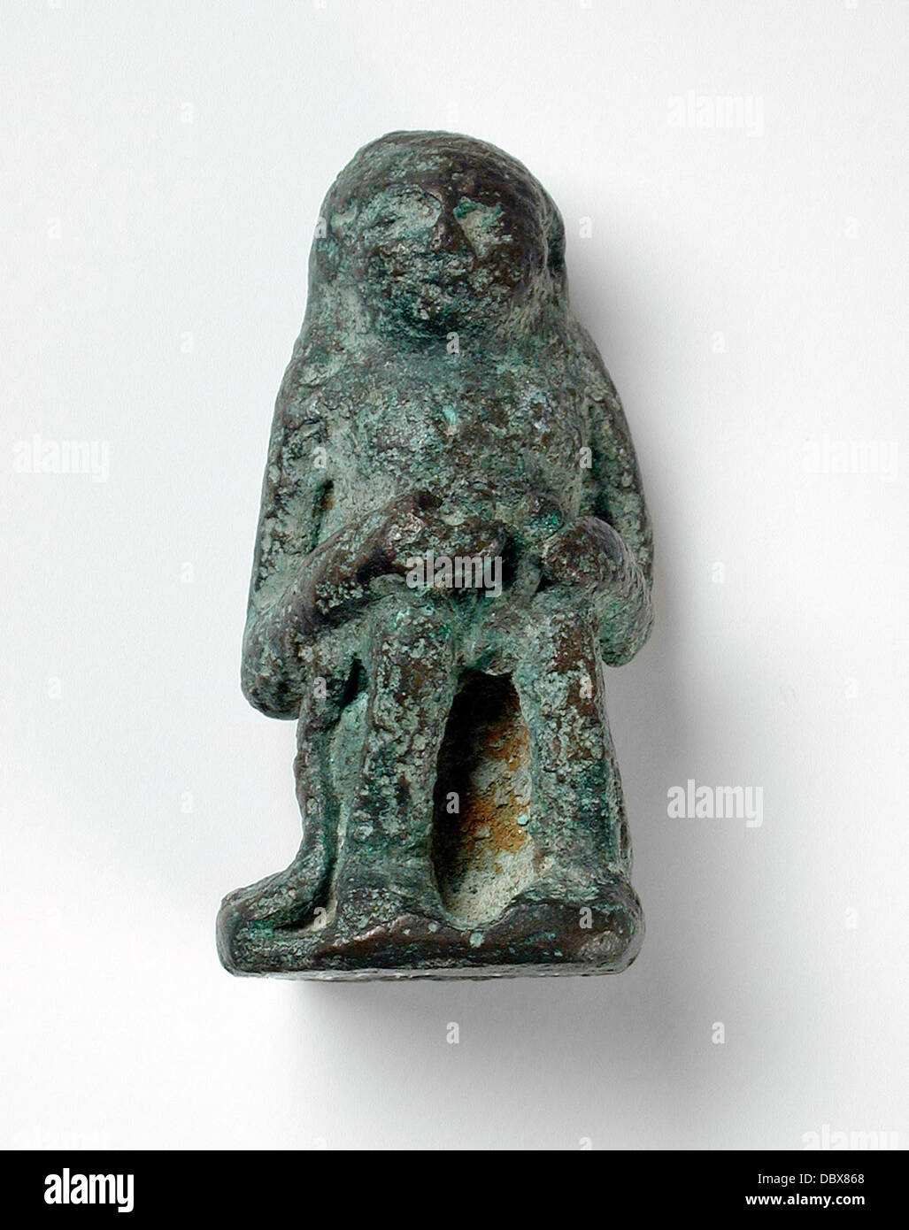 Seated woman with wood sculpture hi-res stock photography and images ...