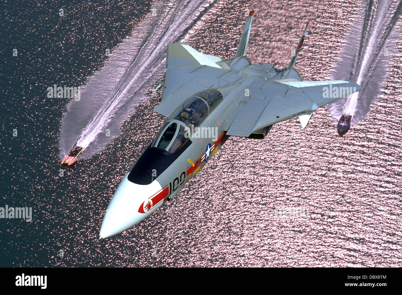 USN F-14 TOMCAT FLYING OVER WATER Stock Photo - Alamy