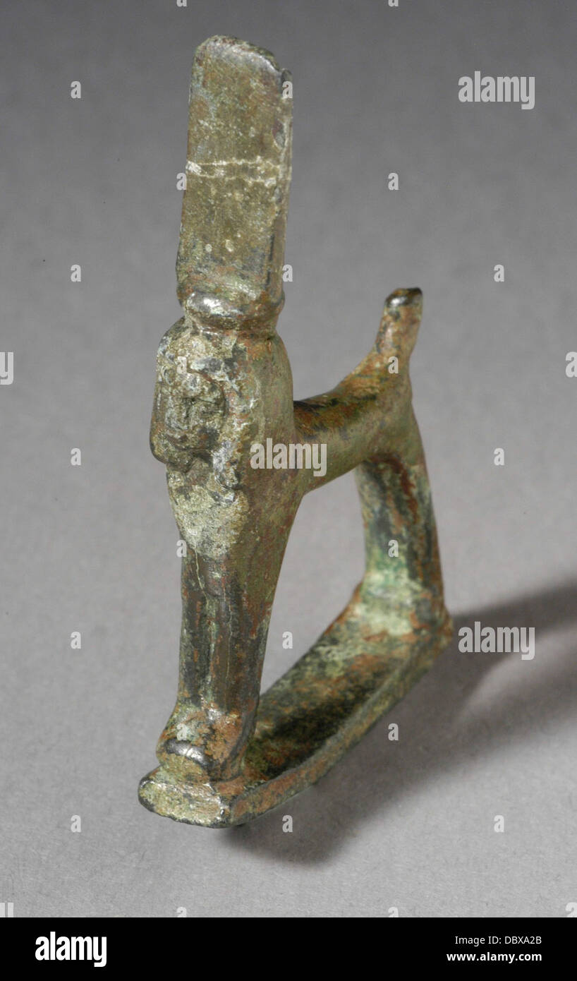 Standing Sphinx Figurine M.80.203.136 Stock Photo - Alamy
