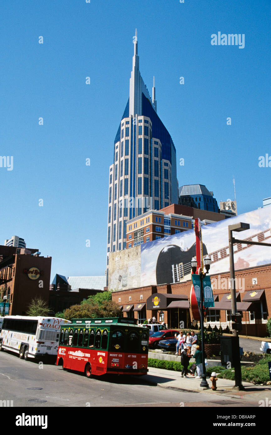 NASHVILLE TN HARD ROCK CAFE AND BELL SOUTH TOWER DOWNTOWN Stock Photo ...