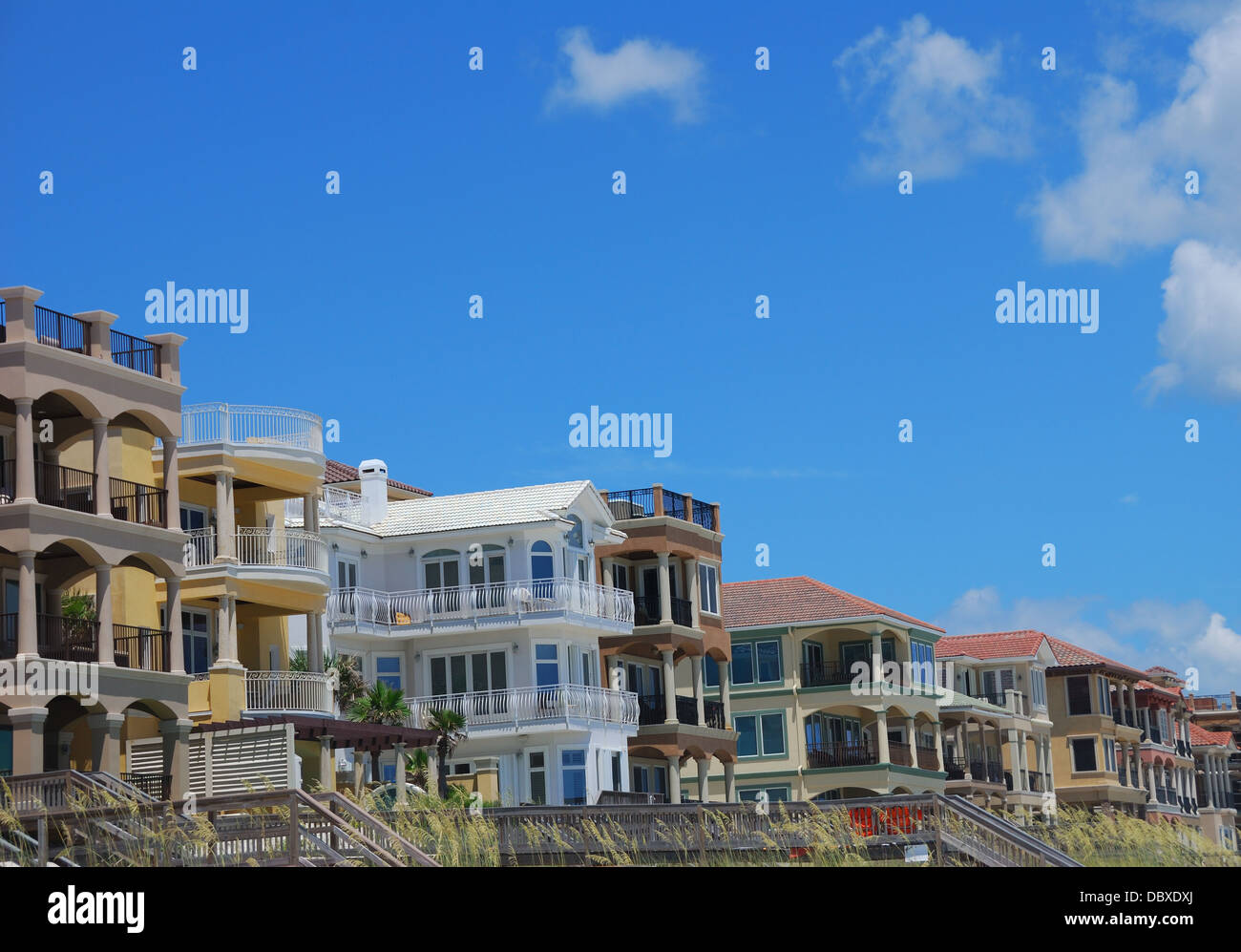 Luxury Beach Homes Stock Photo - Alamy