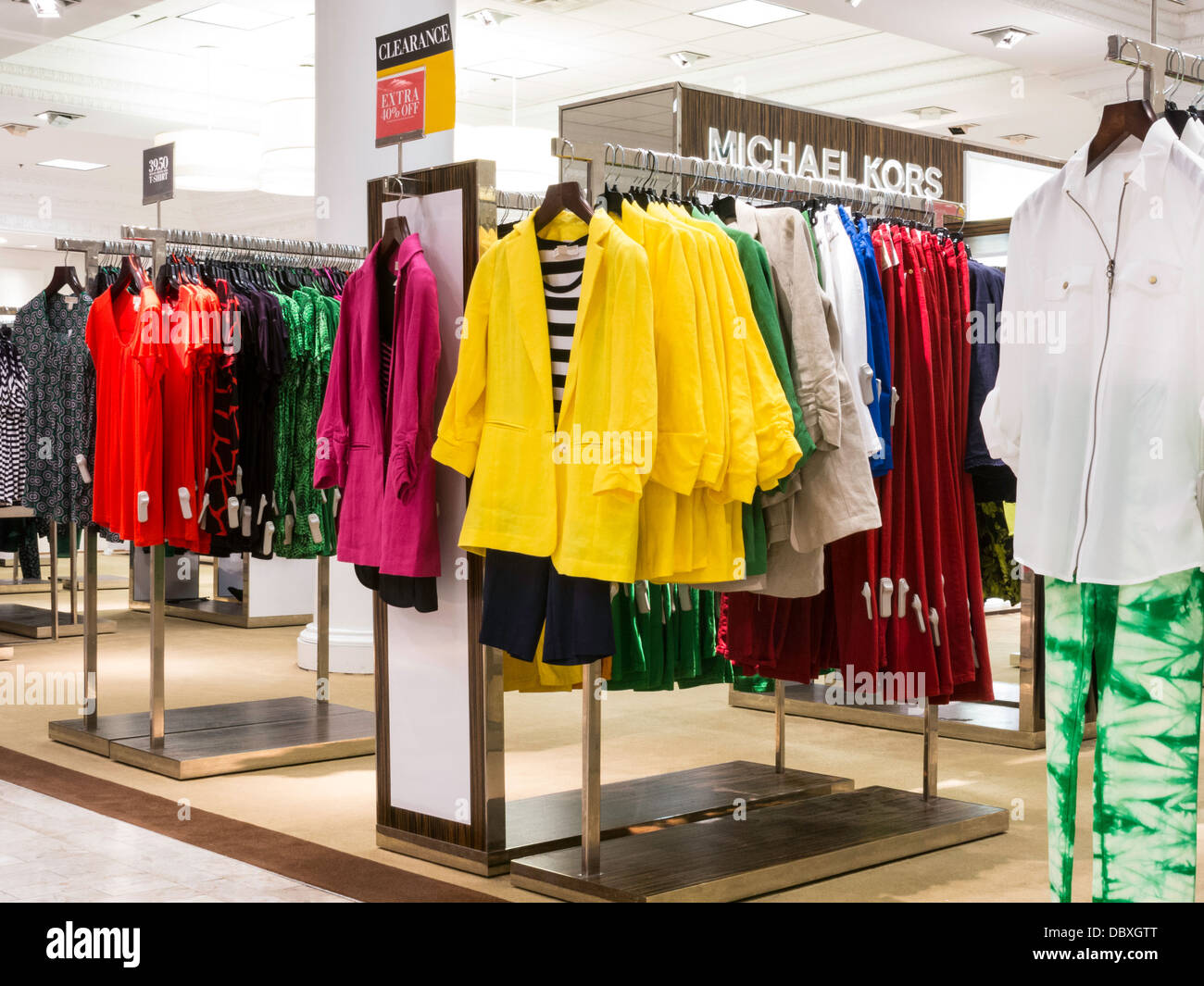 Lord Taylor Flagship Store Interior High Resolution Stock Photography ...